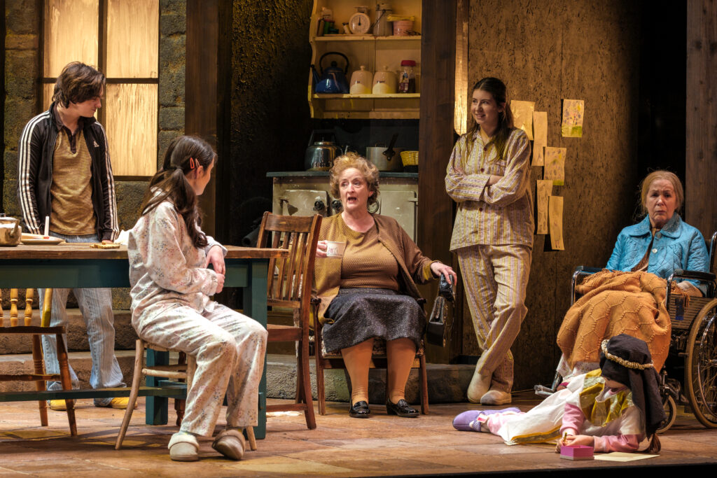 The Ferryman, Gaiety Theatre, Dublin review - Jez Butterworth's Northern Irish epic comes close ...